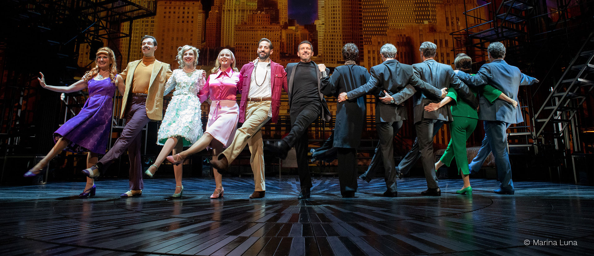 Rotating stage - The mobile turntable | HOAC®