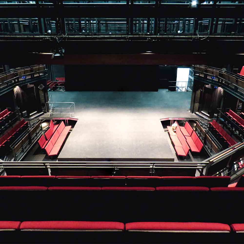 Mobile stage elements, frame, platform for theater | HOAC®